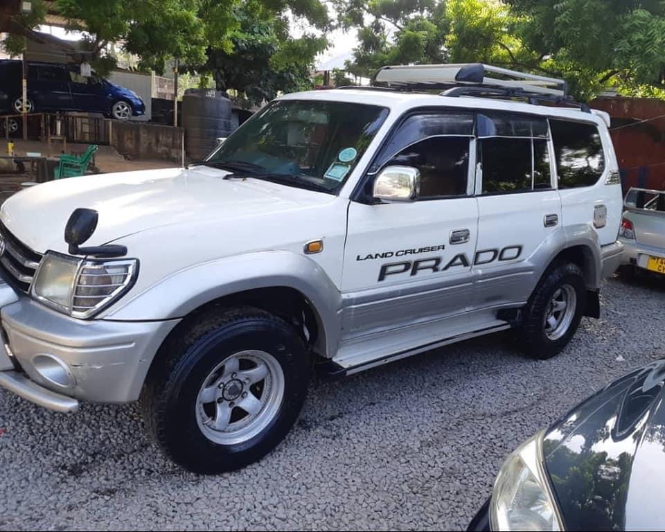 5 Tips to Secure Fair Car Rental Prices in Uganda